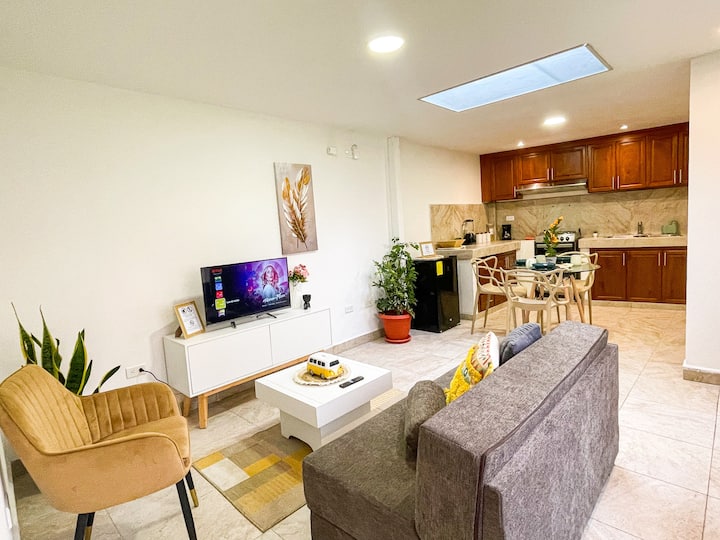 [Garden Suite] City Center + Netflix - Azuay