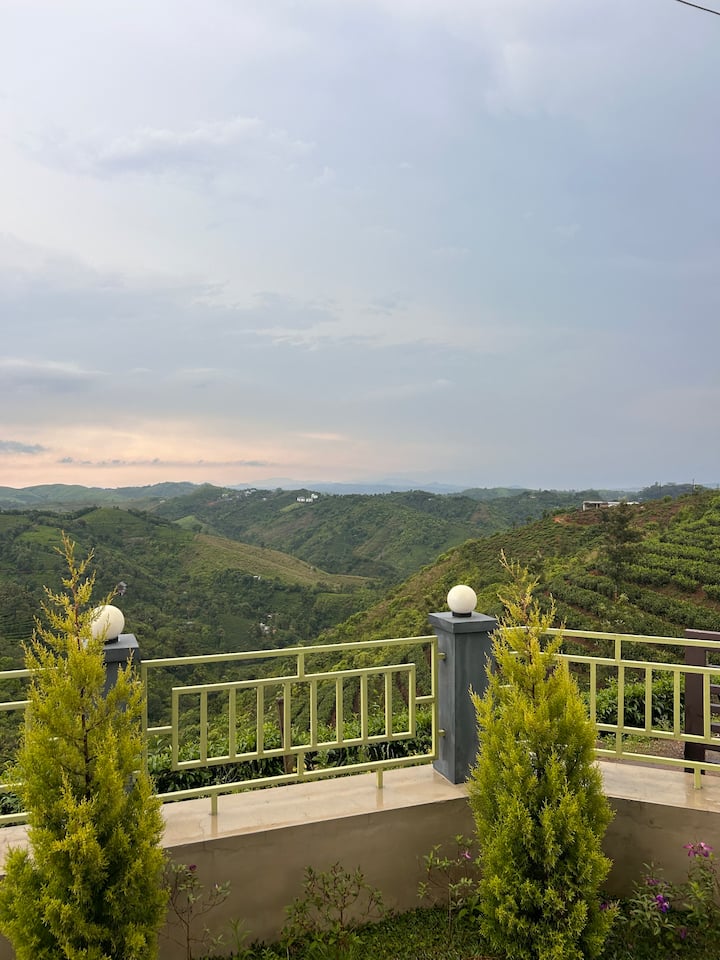 Olivet Home Stay - Vagamon