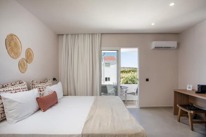 Pado Living - Double Room With Balcony - Faliraki