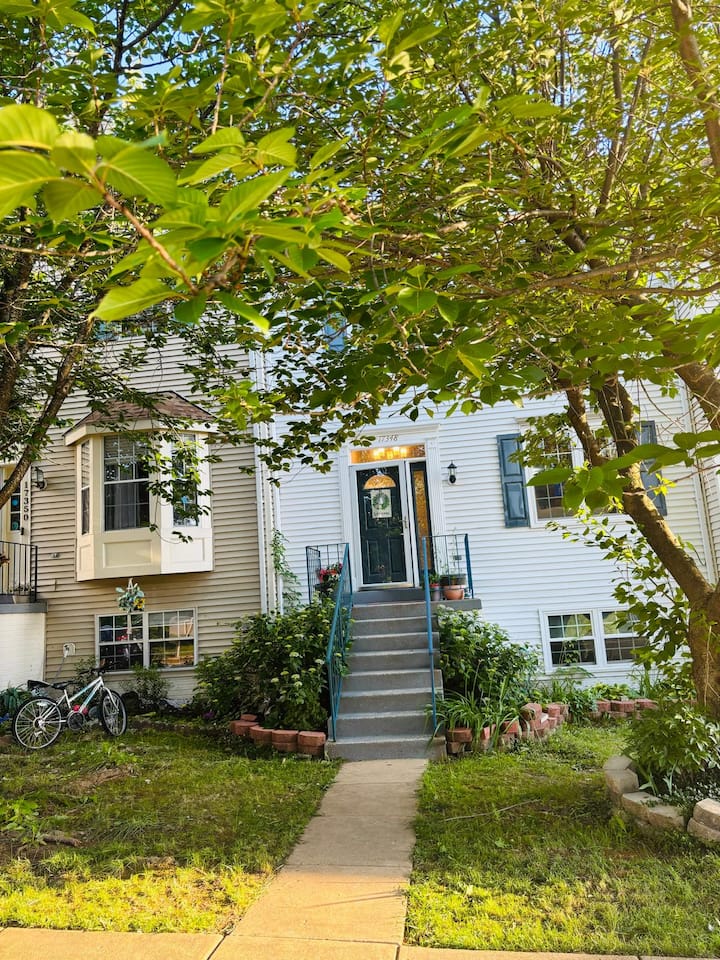 Beautiful House And Quiet Place - Dumfries, VA