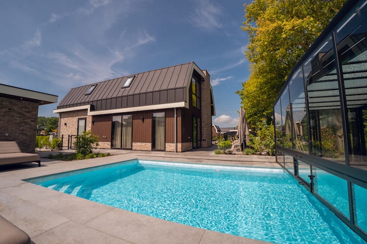 Villa Watergloed | Private Pool And Hot Tub | 16 P - Bergen