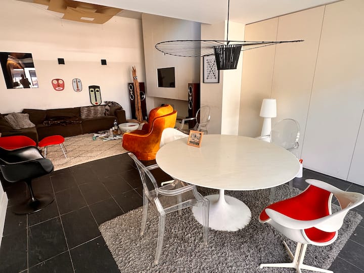 Logement Atypique Contemporain - ibis budget Lille Centre