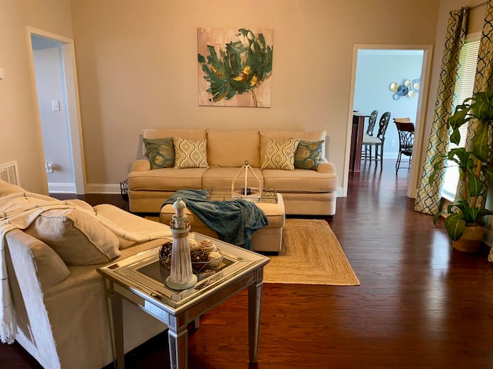 Kashmere Cottage - Huntsville, AL