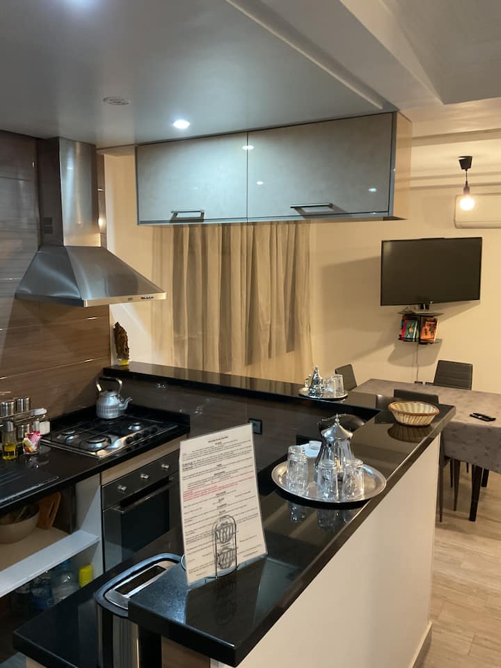 3 Pièces Neuf Moderne Avec Wifi Satellite Et Clim - Agadir