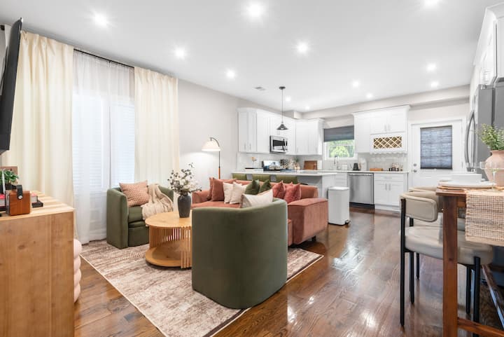 Modern Chic Escape 15mins To Nyc| Patio & Gameroom - Brooklyn, NY