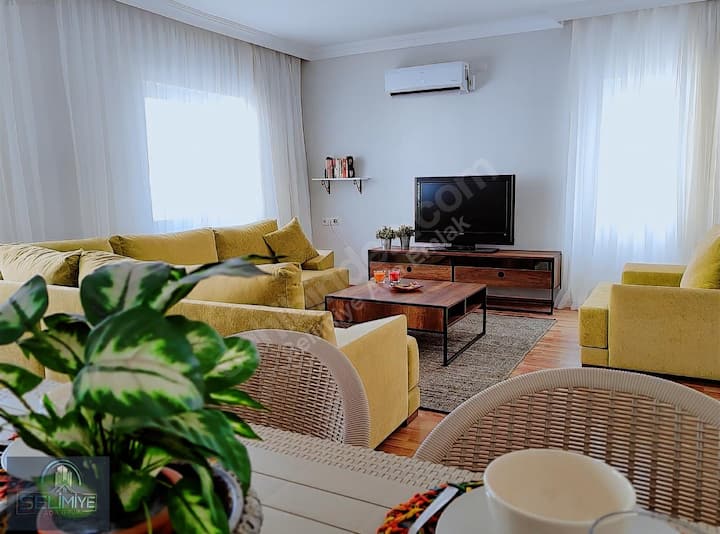 Selimiye Merkezde Denize 50 Mt - Selimiye