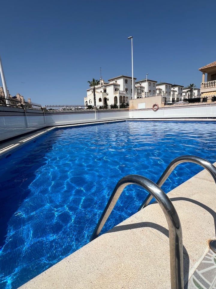 Sunny Apt By Beach & Shops - La Zenia