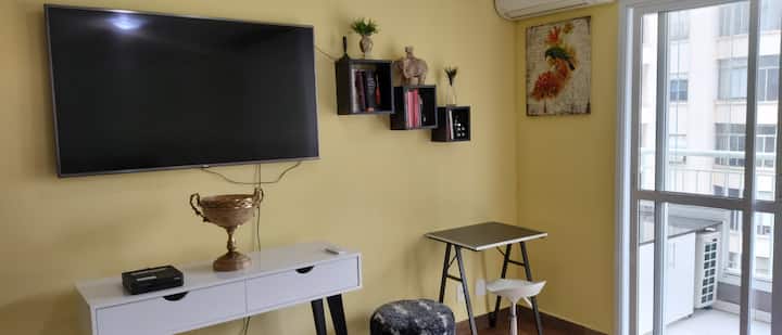 Lindo Loft Centro / Metrô / A/c - São Paulo