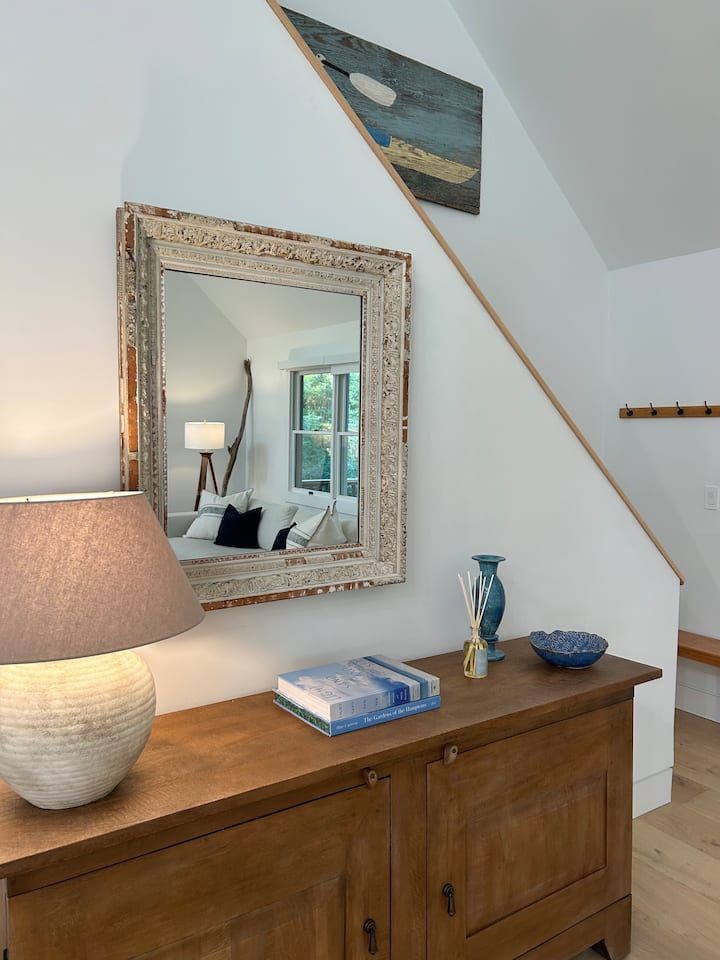 Sunny East Hampton Retreat - Amagansett, NY