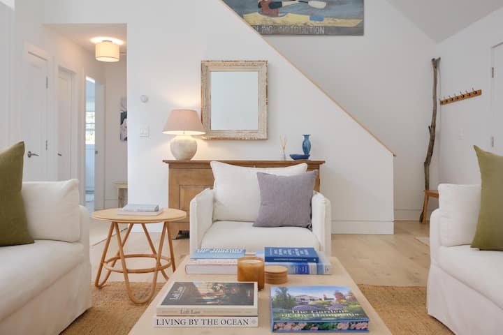Cozy East Hampton Getaway - The Hamptons, NY