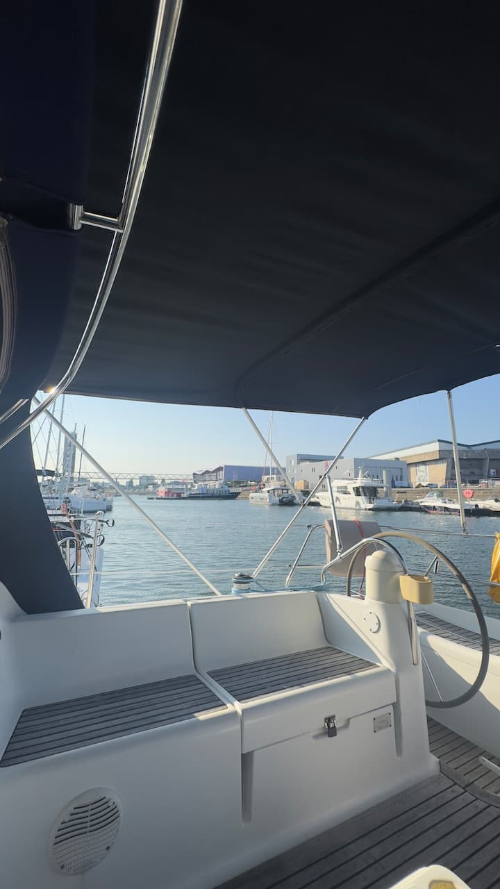 Séjour Insolite Sur Un Bateau - Groix