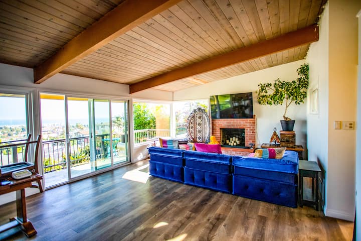 Private Upstairs Flat Harbor Lights, Ocean Breezes - Los Angeles