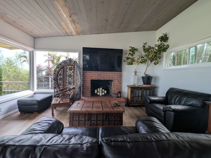 Private Upstairs Flat Harbor Lights, Ocean Breezes - Rancho Palos Verdes, CA