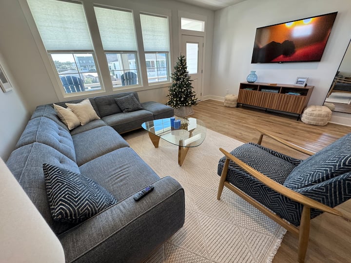 Golfcart+newconstruction+rooftopdeck+beach! - Carolina Beach, NC