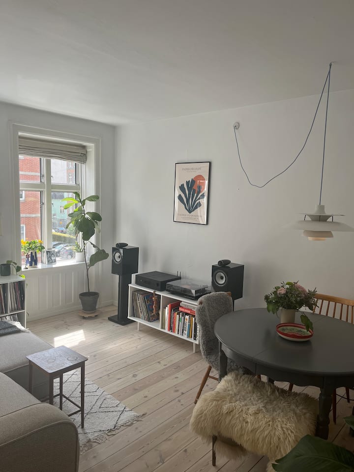 Charmerende Lejlighed På Frederiksberg Med Have - Copenhaguen