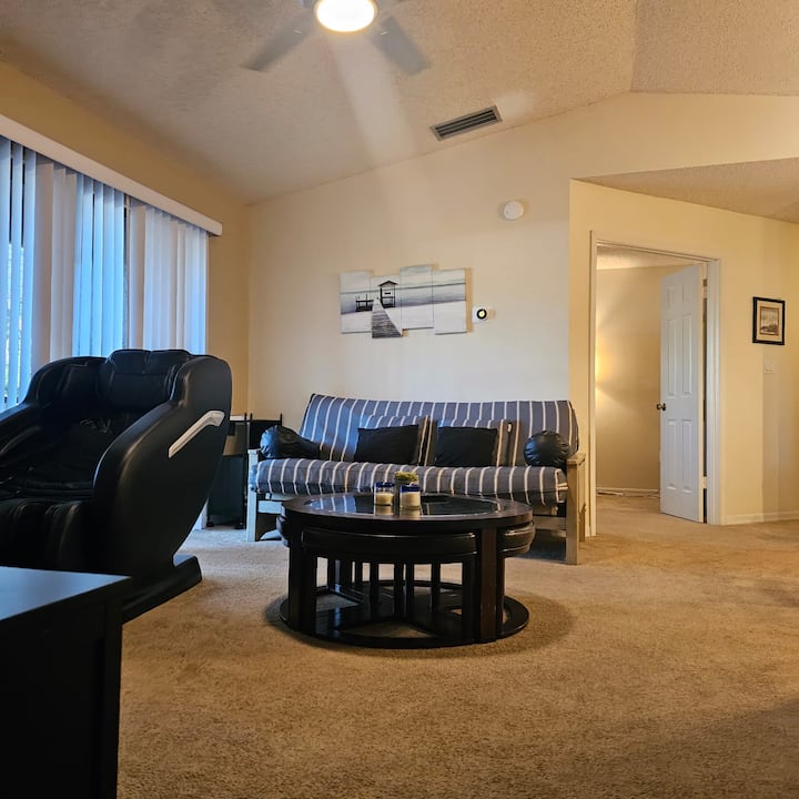 Riverbend Retreat | Cozy Stay W/ Pool & Balcony - Altamonte Springs, FL
