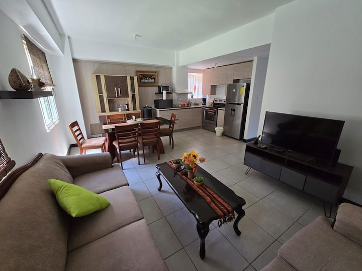 Apartment In Zone 16 · Minutes From Cayalá, 3 Bedrooms - San José Pinula