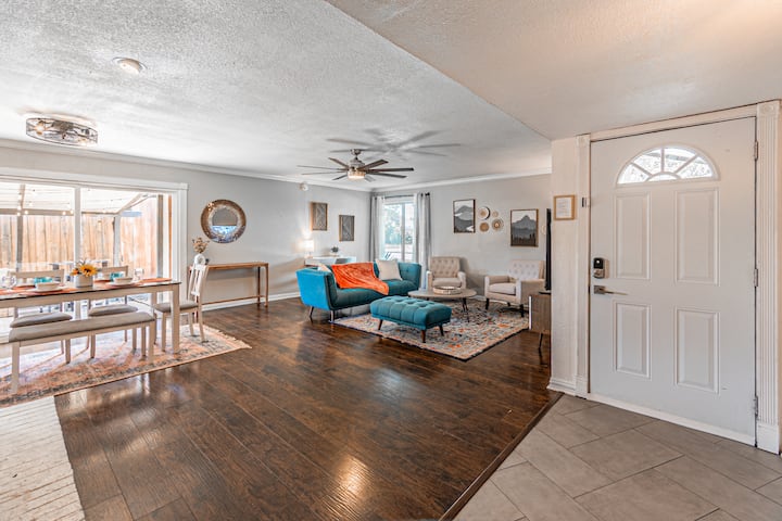 Rare 3br W/king Bed, Patio, Games, 25 Min Downtown - 梅斯基特