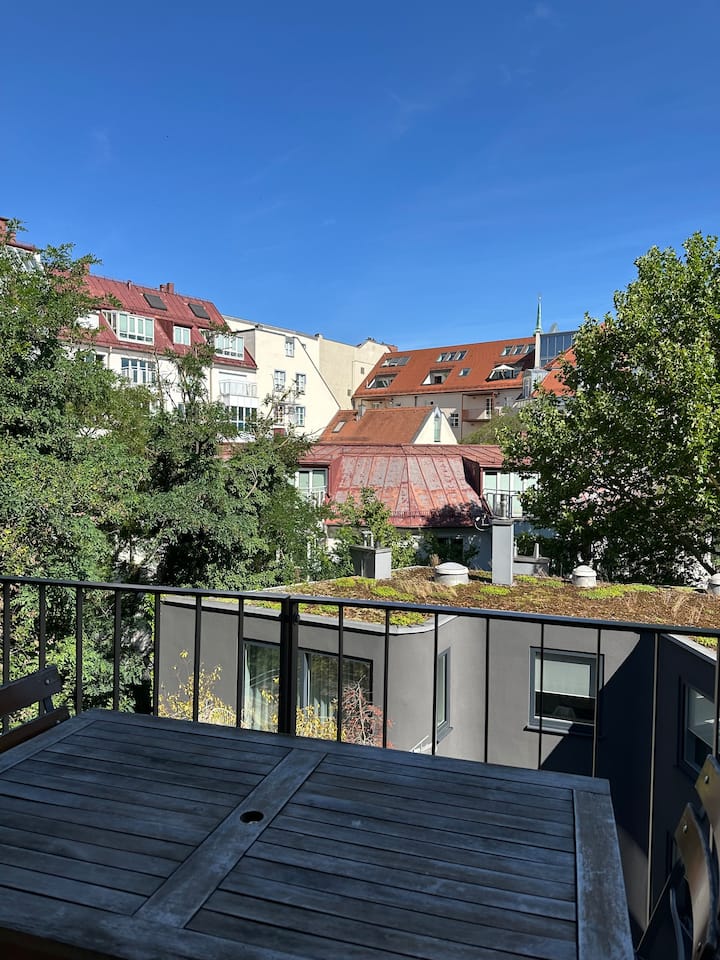 Charmante Altbauwohnung Mit Balkon Im Zentrum - Munich Central Station