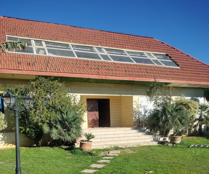 Villa Avec Piscine - Tunis