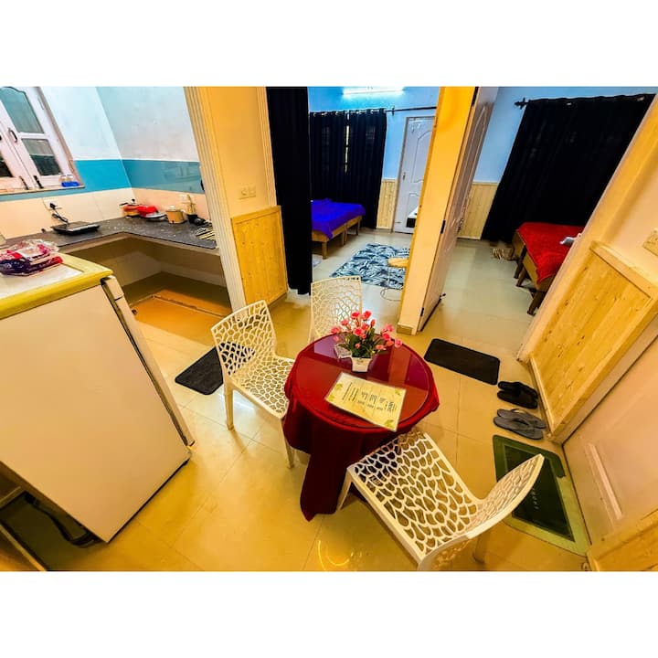 Cozystudio 2 King Beds Kitchen Sahastradhara - Dehradun