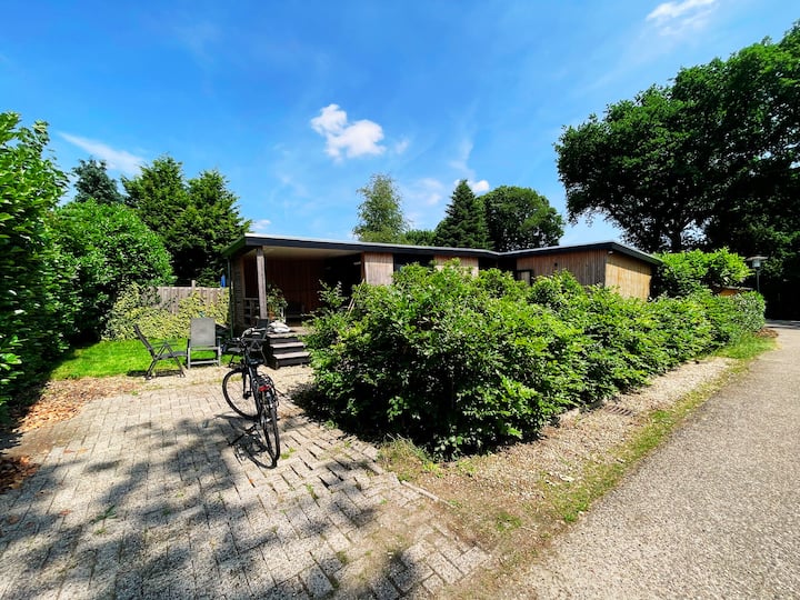 Familiechalet | Veluwe | Zwembad | Gratis Parkeren - Gelderland