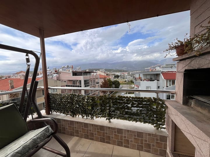 Akçay'inen Temiz Evi Denize 300mtre - Edremit