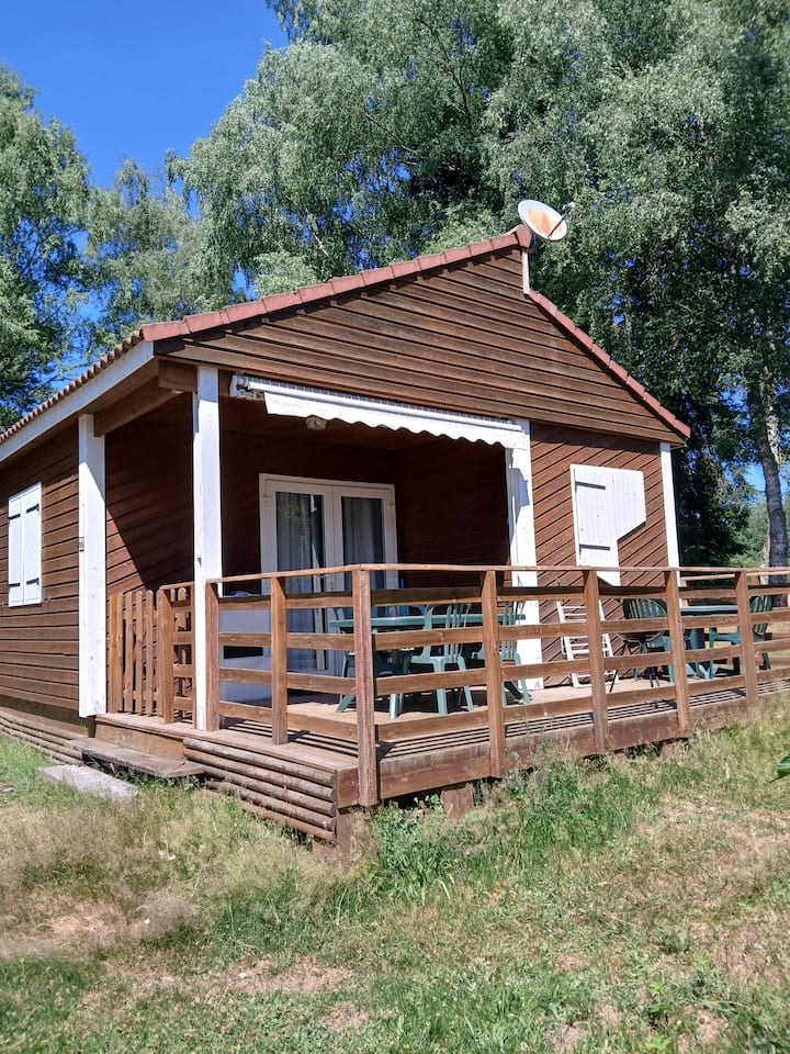 Chalet Au Calme Climatisé - Thiers