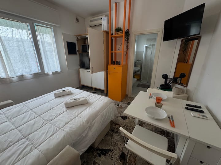 Studio A 200 Metri Dal Mare Posto Spiaggia Incluso - Jesolo