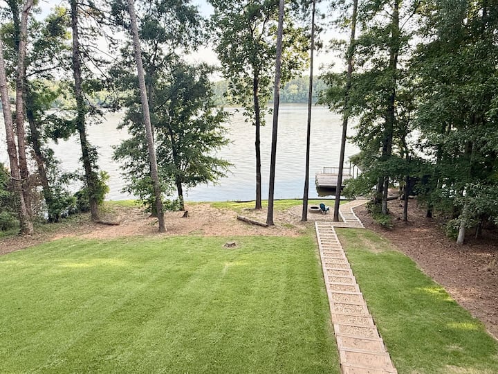 Whispering Pines: Big Views, Guest Suite, Pet Ok - Eatonton, GA