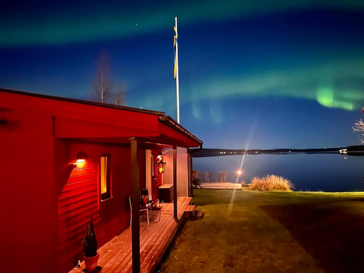 Drömboende Vid Vattnet - Lappland