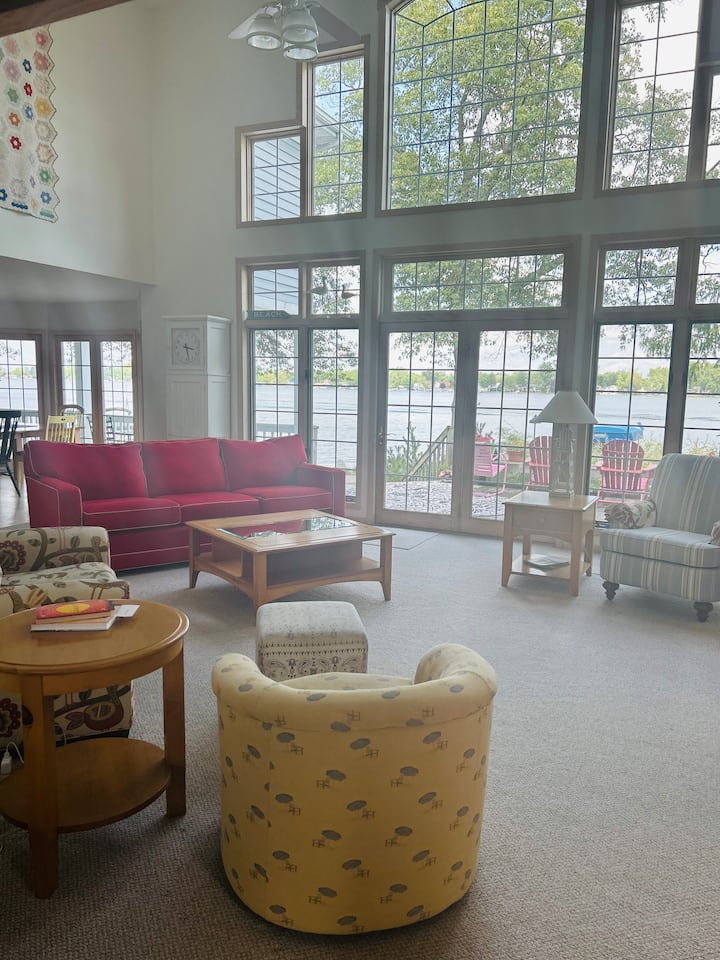 The Lake House - Bremen, IN
