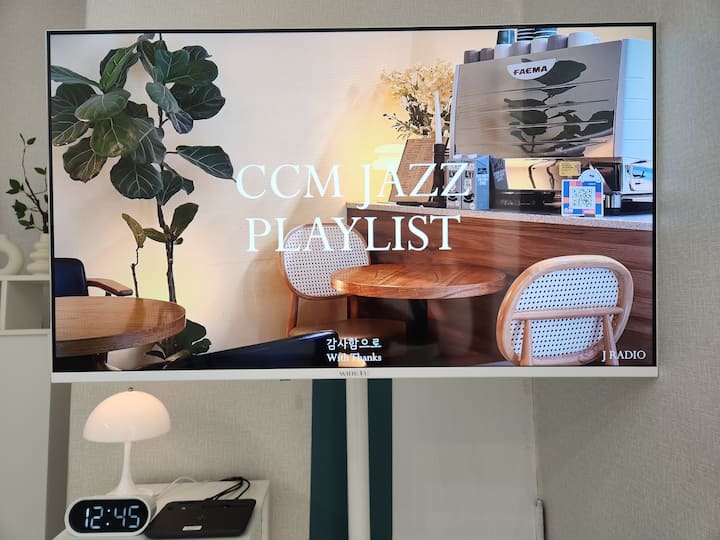 오픈할인/감성숙소/넓고 쾌적/방3개/ 한옥마을 근접/짐보관/넷플릭스무료/각종Ott - Jeonju-si