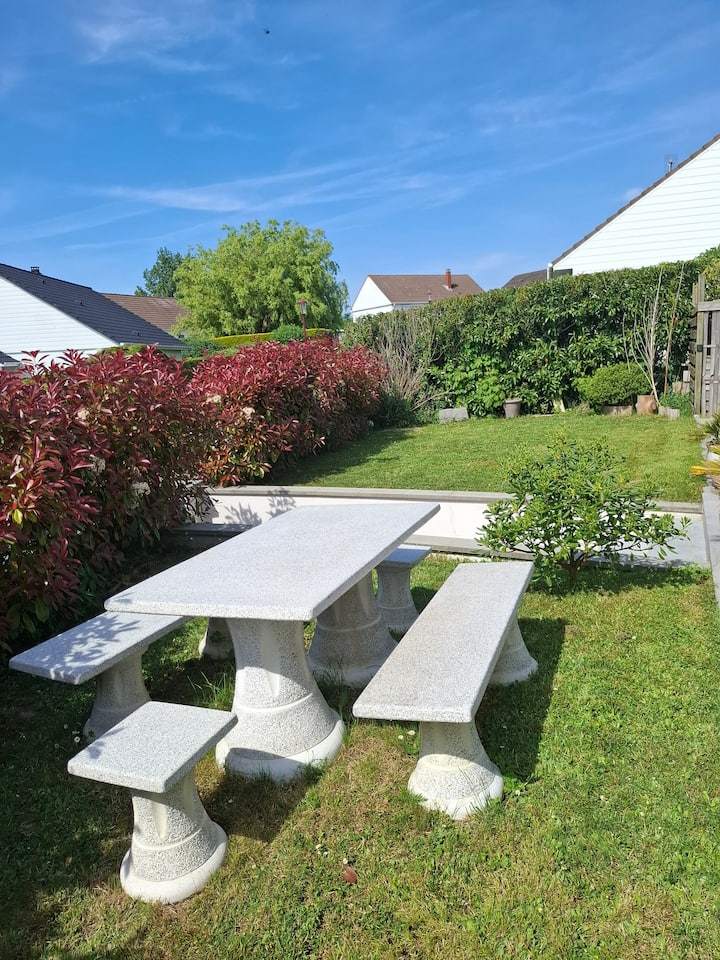Chambre Dans Un Pavillon. - Hardelot-Plage