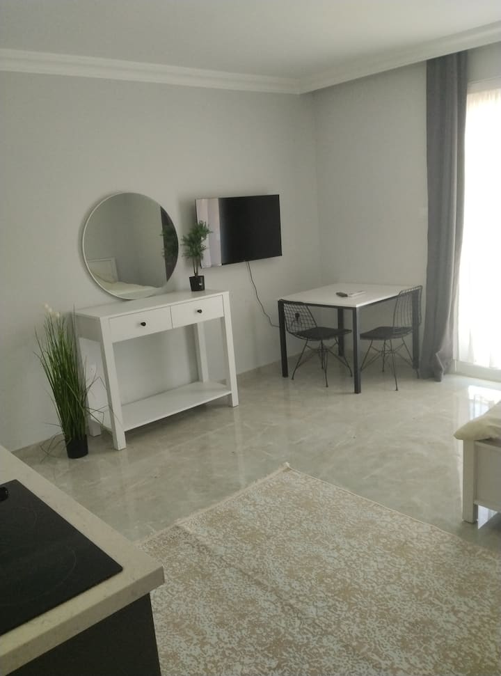 Studio With Big Balcony!
Pool - Zypern