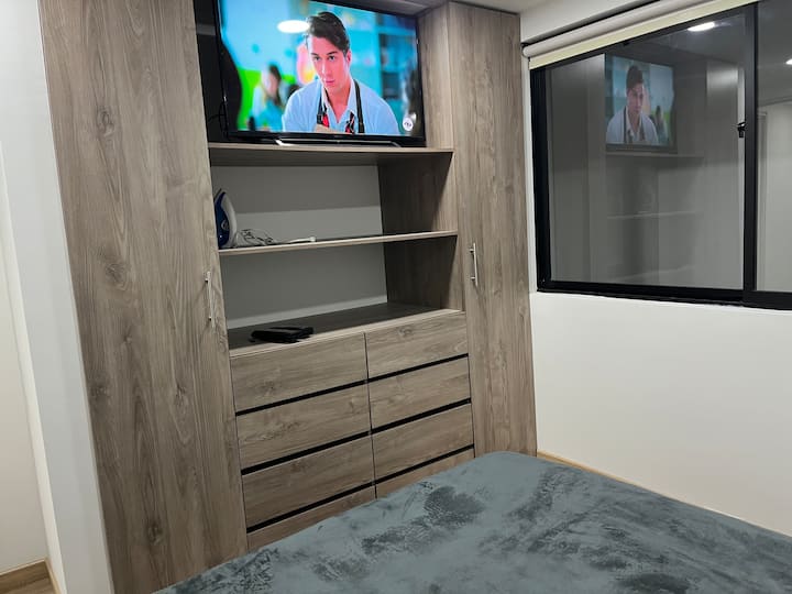 Nuevo Y Amplio Apartamento,
Cerca Al Aeropuerto - Bogota