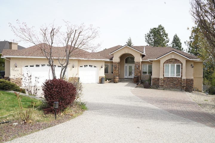 Where Apples Meet Wine - West Kelowna