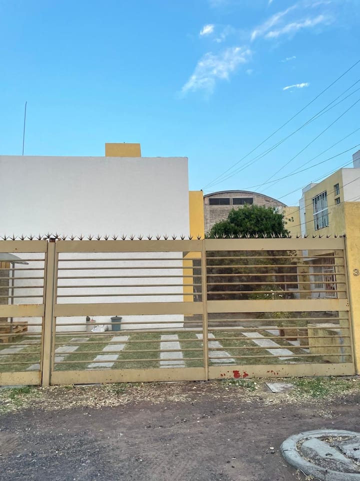 Privadita Cerca Del Centro - Morelia