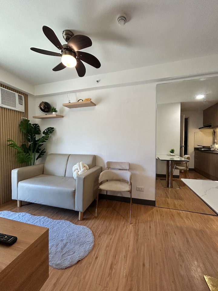 1 Bedroom Unit Condominium Near Airport And Samal - Davao City