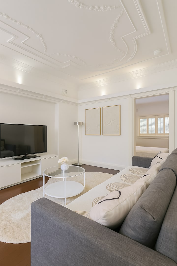 Rare Elegant Potts Point Unit - Walk To Station - Sidney