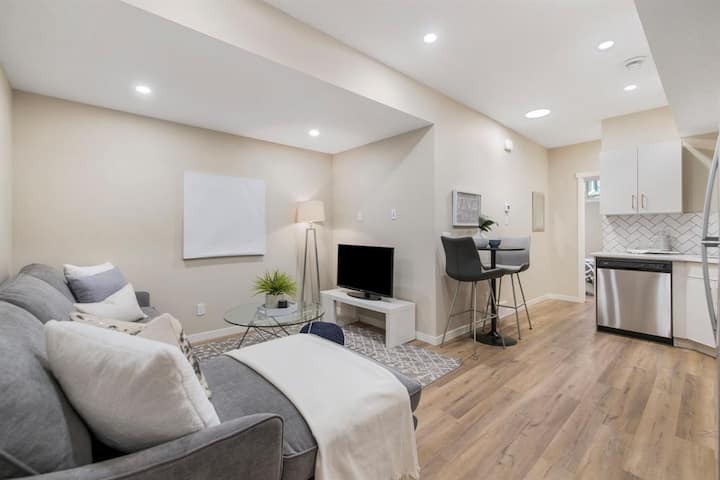 Beautiful Suite Available In Mahogany - Calgary