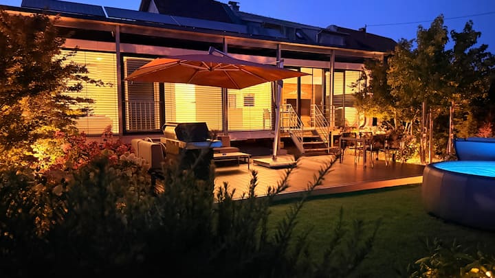 Luxus Tiny House Mit 38° Außen-whirlpool - Black Forest