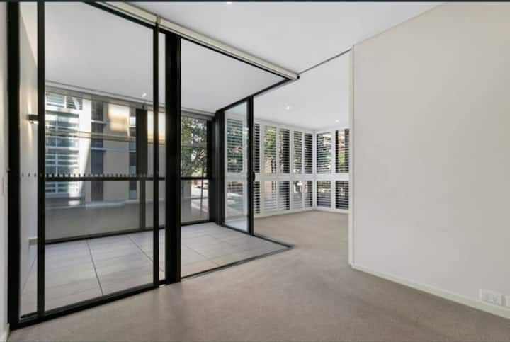 Room In North Sydney - Manly