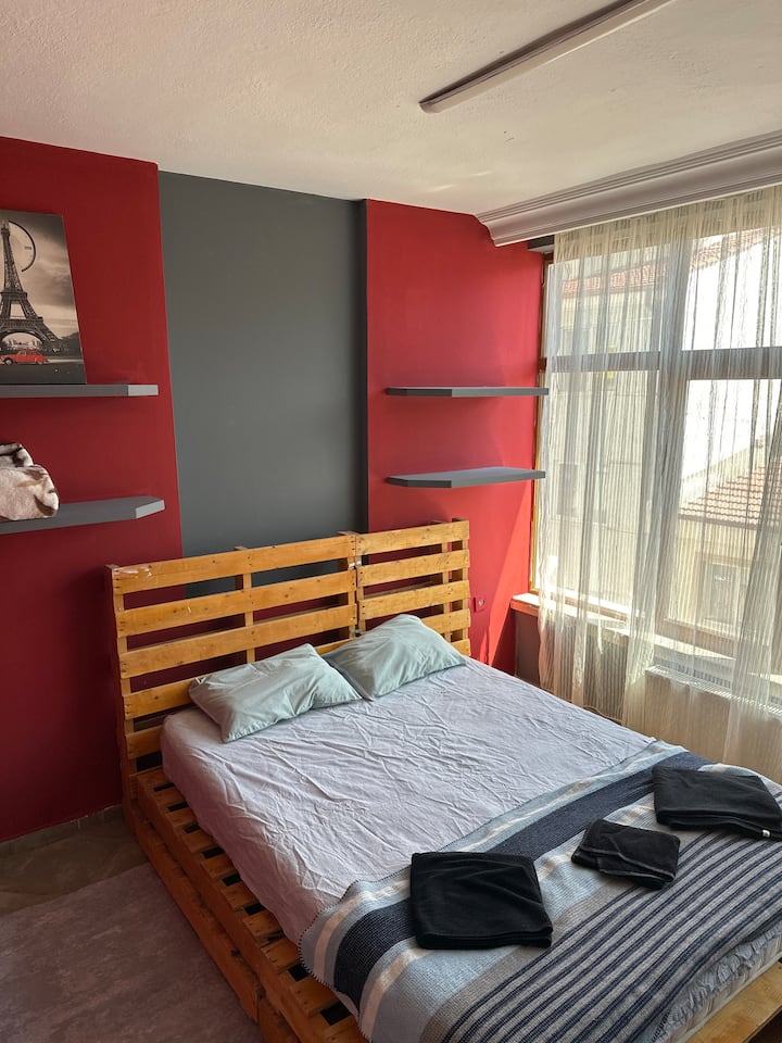 Merkezde 1+1 Suit Daire - Eskişehir