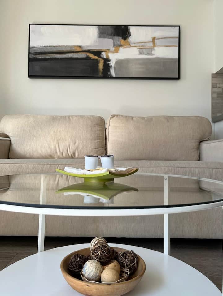 Modern Home Lovely East Village - Vancouver