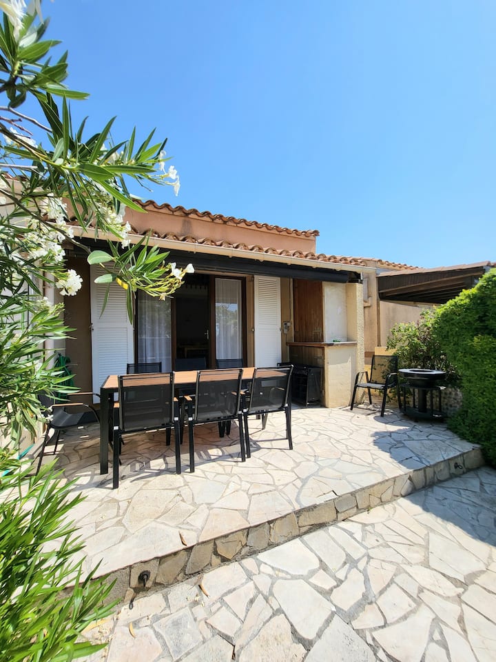 Pavillon Terrasse Clim~piscine~parking Plage 10min - Fleury