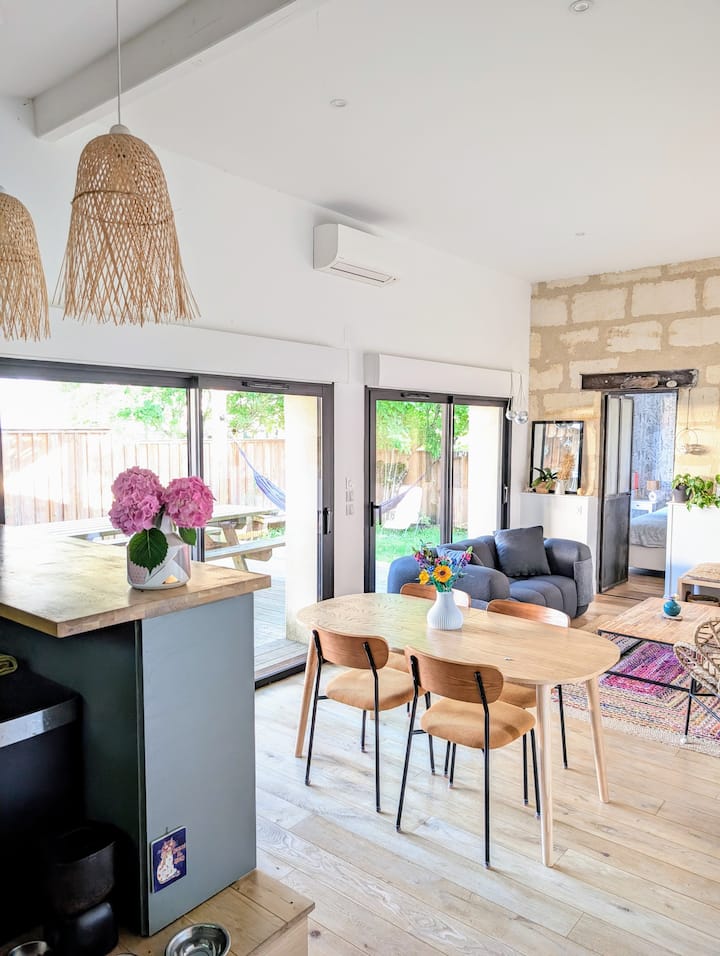 Charmante Maison Avec Terrasse - Créon