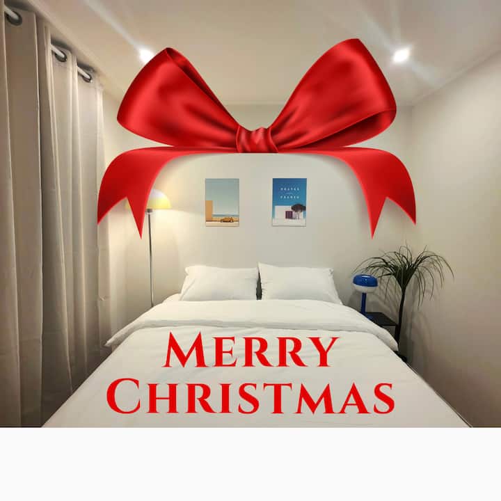 6인, 주차 1대 무료
야구장 도보7분
대전역 차로 10분
성심당 차로 8분
반려동물 불가 - Daejeon