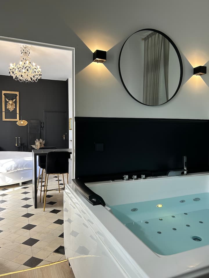 Bulle Royale, Château - Jacuzzi - Yvelines