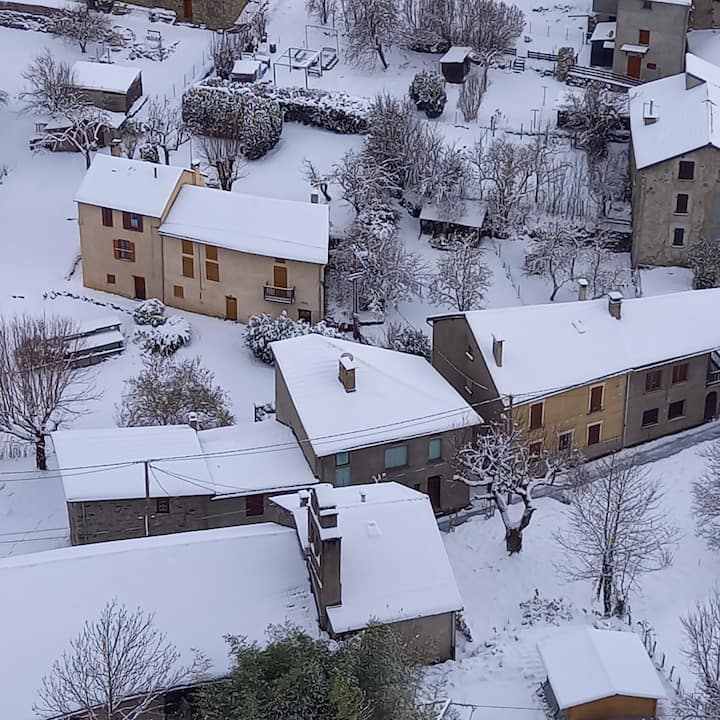 Maison De Village.
Meublé Classé 1 éToile - Étang de Peyregrand